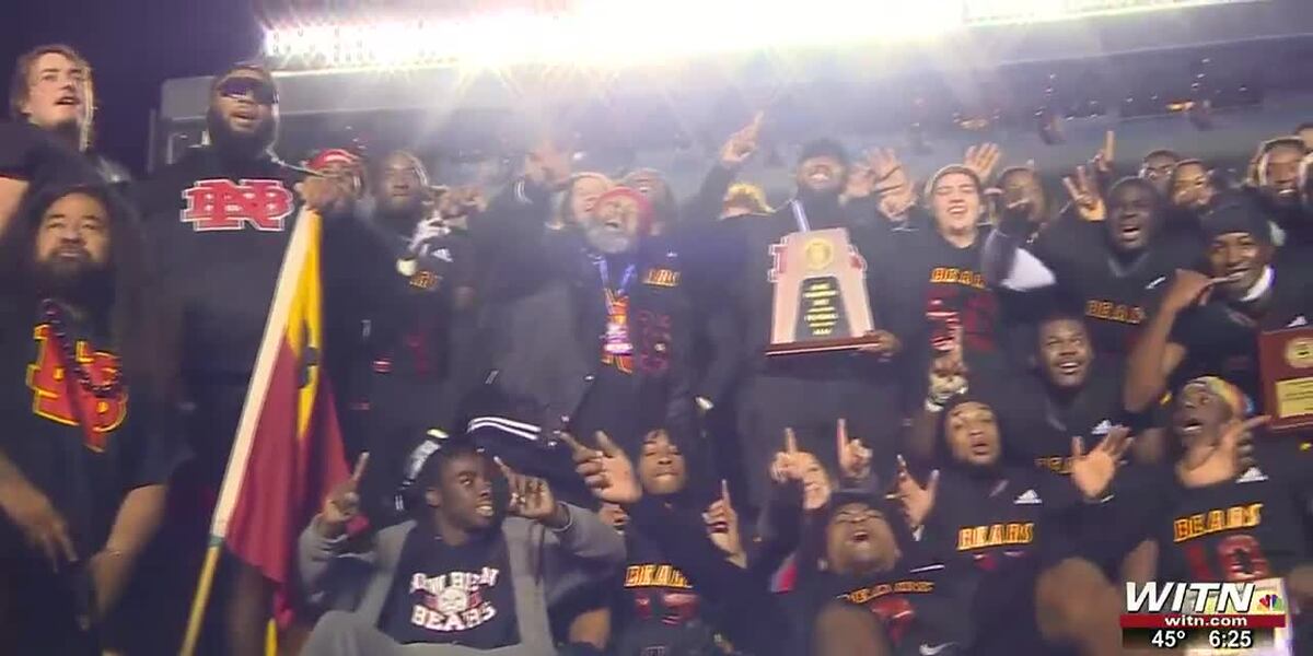 New Bern 4A state champion head football coach Torrey Nowell has resigned New Bern 4A state champion head football coach Torrey Nowell has resigned